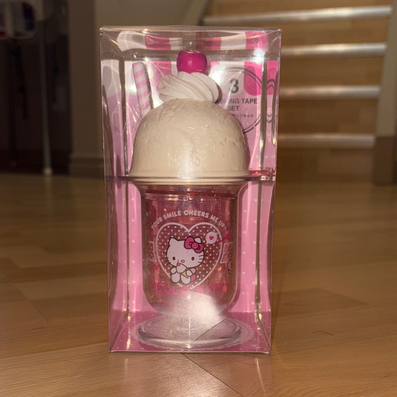 Hello Kitty | Accessories | Sanrio Hello Kitty Stationary Tape Set ...